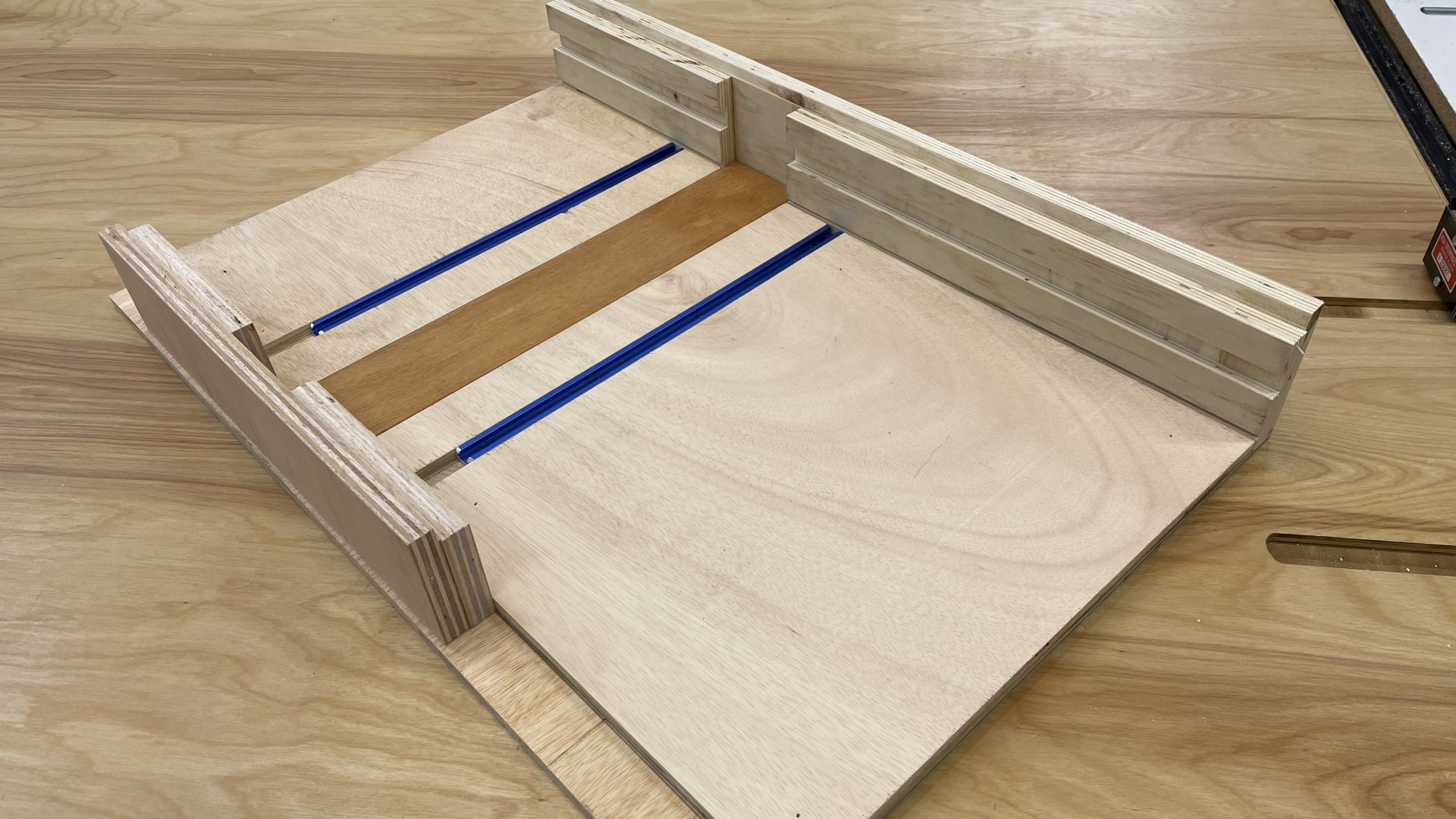 The Modular Crosscut Sled Part 3: Building the Sled Base - Spotted Dog ...